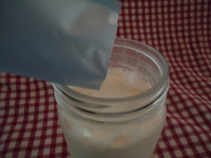 Making Kefir with Powdered Starter | Heavenly Homemakers